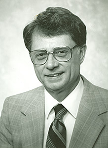 Lloyd Svendsbye, 1930-2014